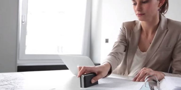 Dacuda PocketScan Review: The World's Smallest Wireless Scanner