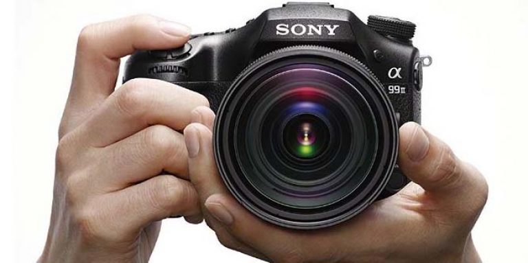 First Look Review of the Sony a99II Digital SLR Camera - Nerd Techy
