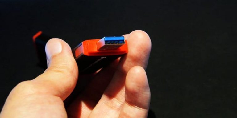 Best Portable Solid State USB Flash Drives for 2022 - Nerd Techy