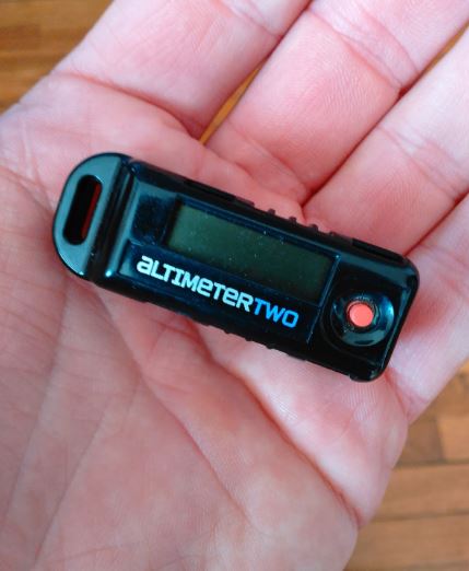 Ultimate Guide to the Best Handheld Altimeter in 2020 - Nerd Techy