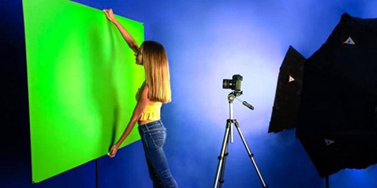 Best Portable Chroma-Key Green (and Blue) Screens - Nerd Techy