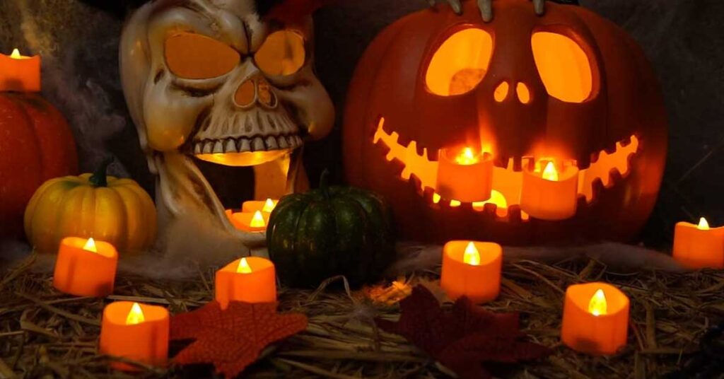 4 Best LED Pumpkin Lights for Halloween [2023 Updated] - Nerd Techy