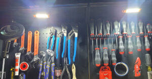 4 Best Magnetic LED Work Lights for 2024 - Rechargeable & USB-Powered