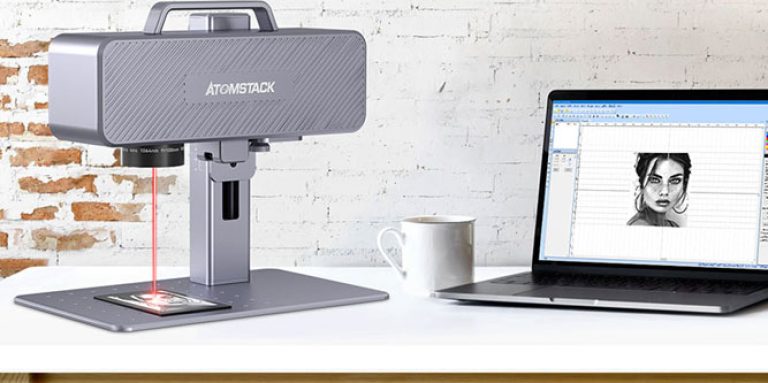 ATOMSTACK M4 Fiber Laser Engraver Review & Unboxing