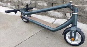 Atomi Alpha Electric Scooter Review: nice looks, poor on hills