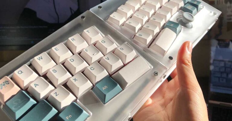 Best 40% Mechanical Keyboards for 2024 - Nerd Techy