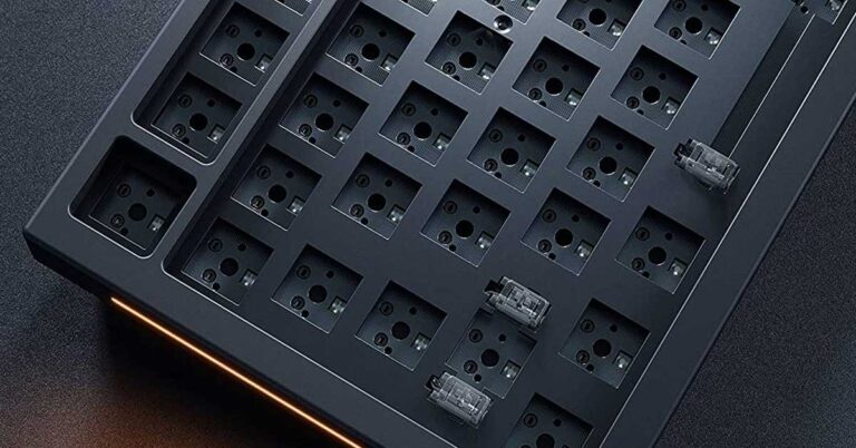 4 Best Barebones Keyboard Kits for Custom DIY in 2024