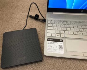 5 Best External Blu-Ray & DVD (Player/Writer) Drives [2023 Updated]