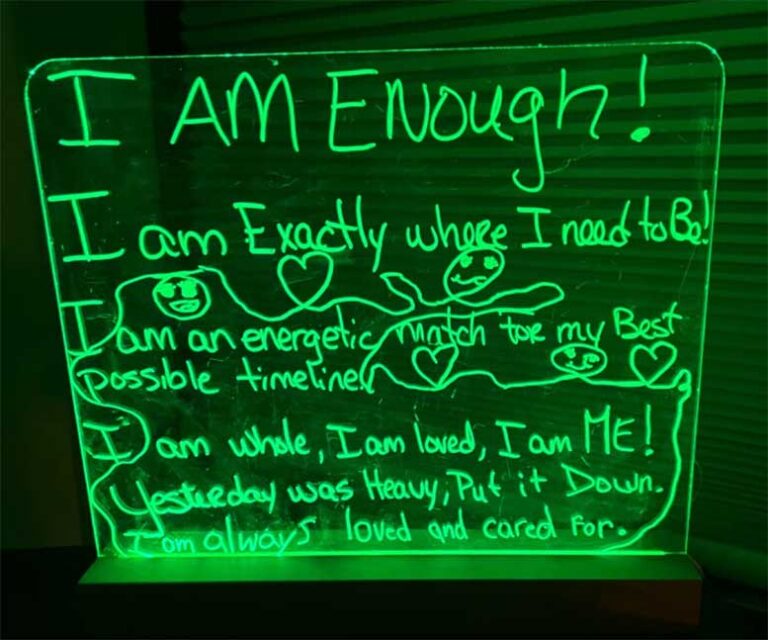 5 Best LED Message Boards for Writing, Drawing and Painting [2023 ...