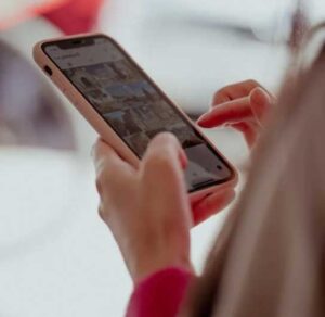 How to Add Subscribe Button on Instagram - Nerd Techy