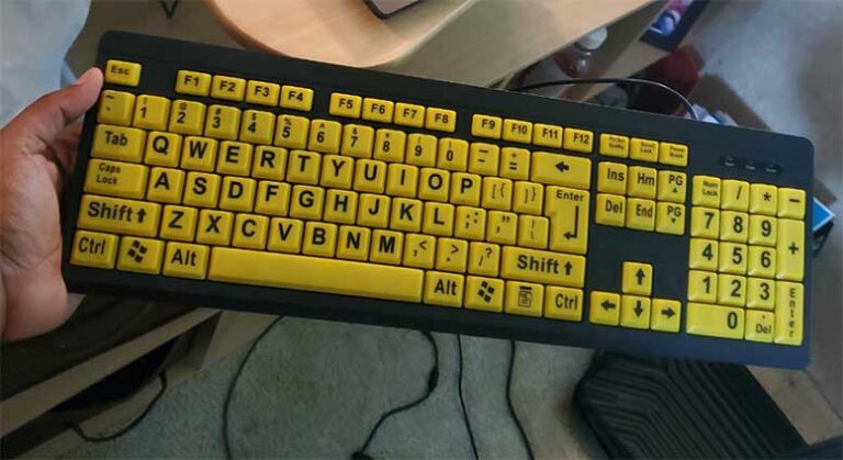 5 Best Large Print Keyboards for the Visually Impaired [2023 Updated]