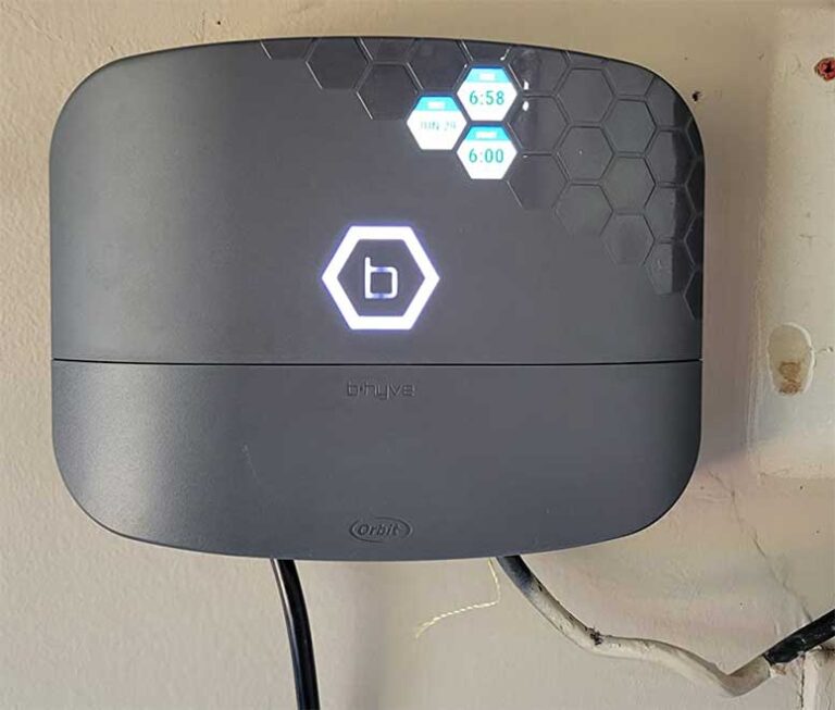 5 Best Smart WiFi Irrigation Sprinkler Controllers [2023 Updated]