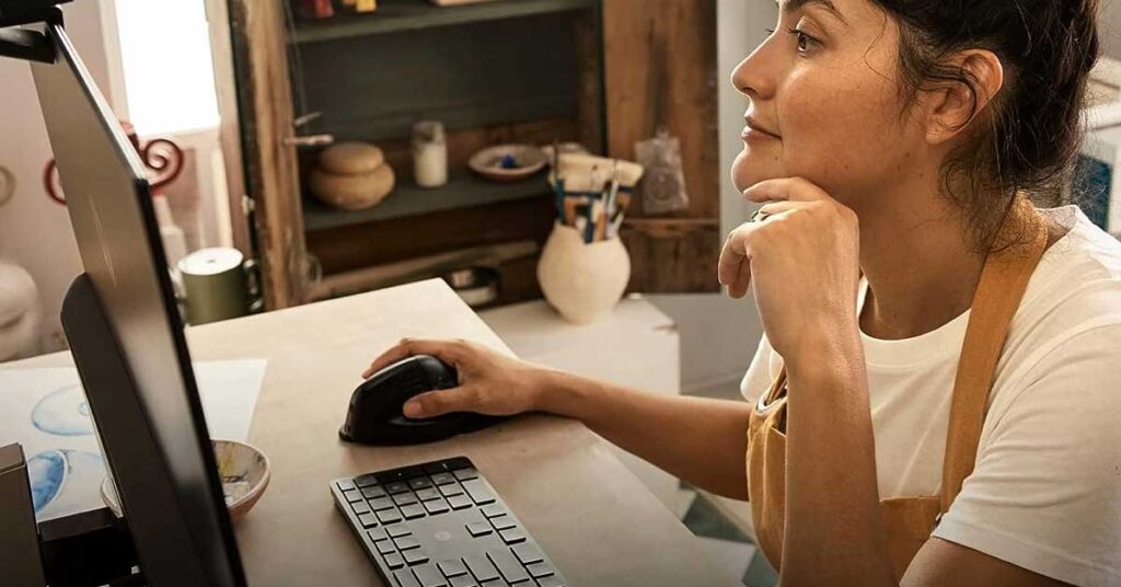 Best Upright Vertical Mouse [5 Picks for 2023]