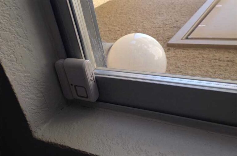 5 Best Portable Door Stop & Handle Alarms for Travel in 2023 - Nerd Techy