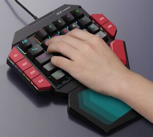 6 of the Best One Handed Gaming Keyboards [2023 Guide] - Nerd Techy