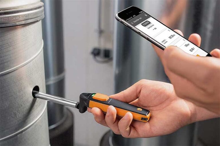 4 Best Handheld Digital Anemometers [Updated for 2023]