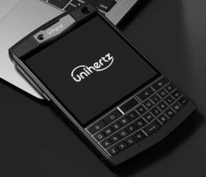 4 Best QWERTY Phones with Physical Keyboards in 2023 - Nerd Techy