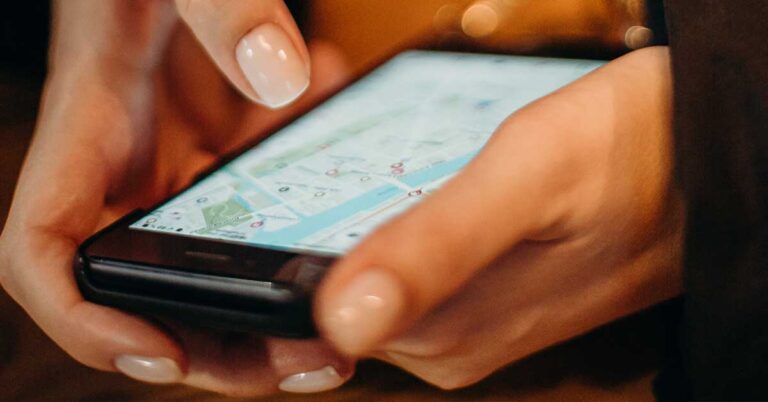 Why Is Google Maps Showing Me in the Wrong Location? Here are 4 Reasons ...