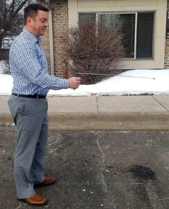 5 Best Underground Cable, Pipe & Wire Locators (2023)