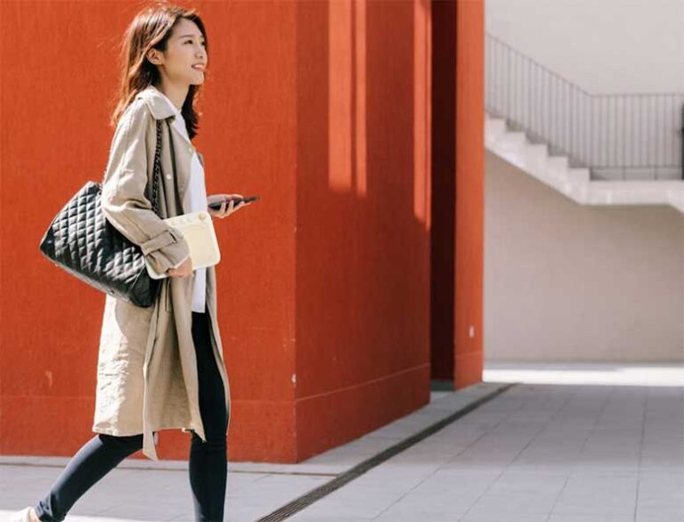 New Release: UGEE Q6 Mobile Drawing Tablet (First-Look Preview) - Nerd ...