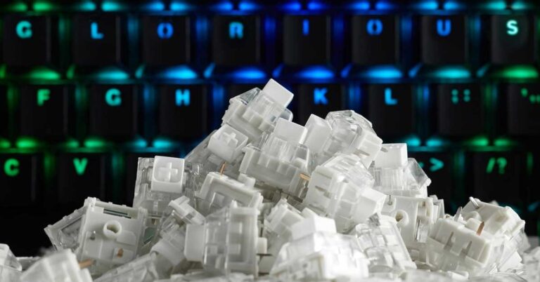 5 Best Clicky Switches for Your Keyboard [2023 Guide] - Nerd Techy