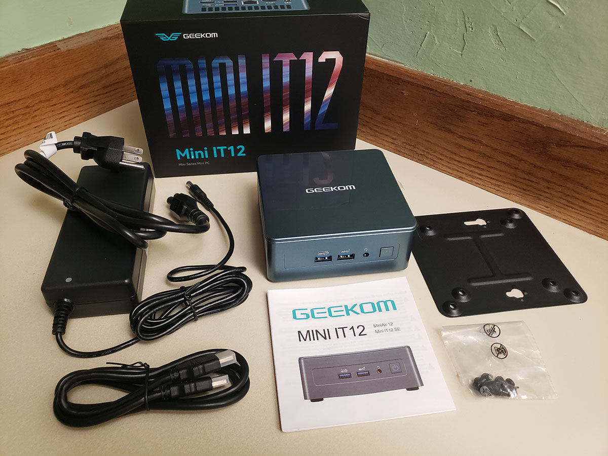 Review & Unboxing: GEEKOM Mini IT12 Mini PC - Nerd Techy