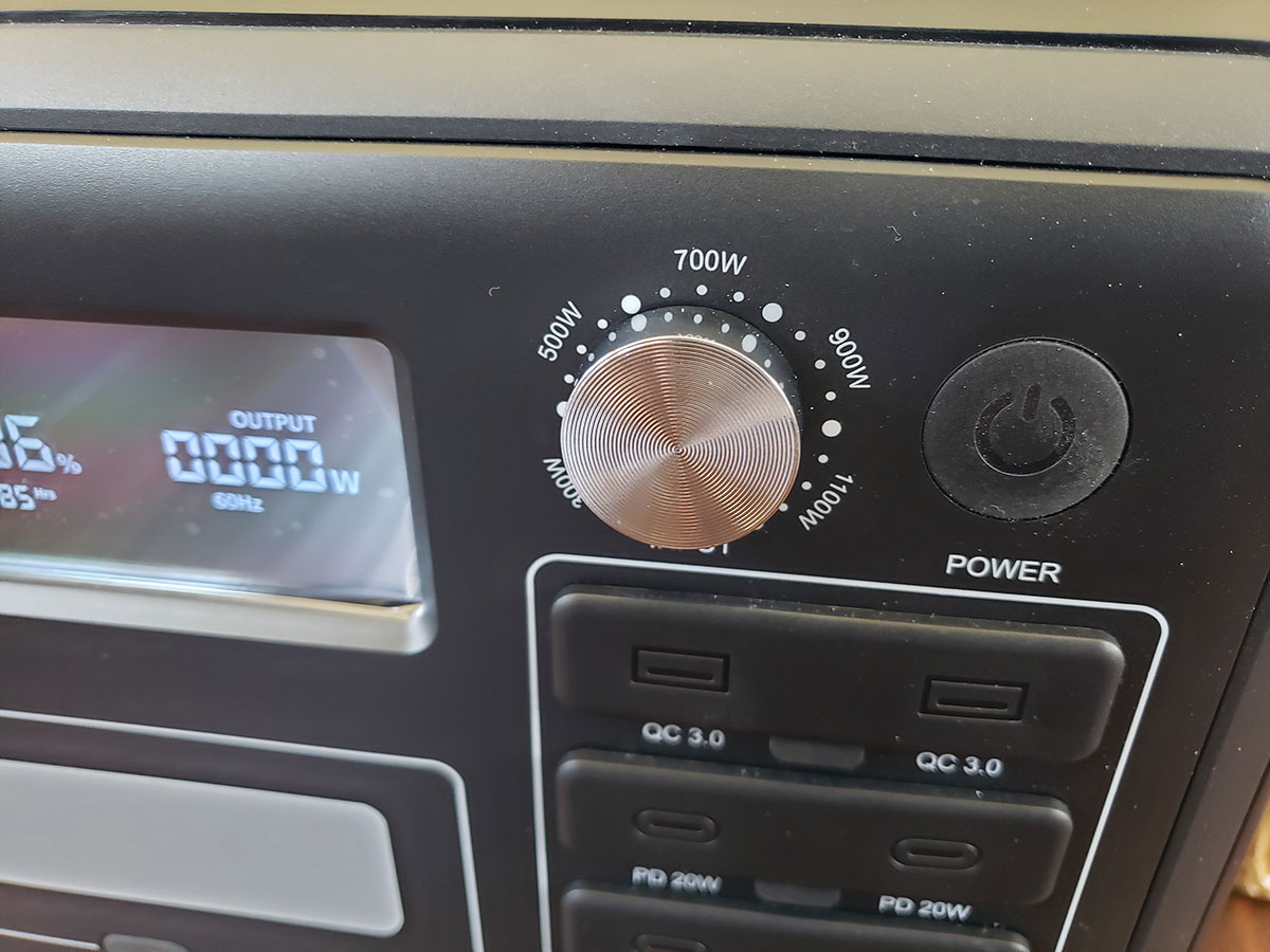 The FOSSiBOT F2400 Portable Power Station is Feature-Packed and Ready ...