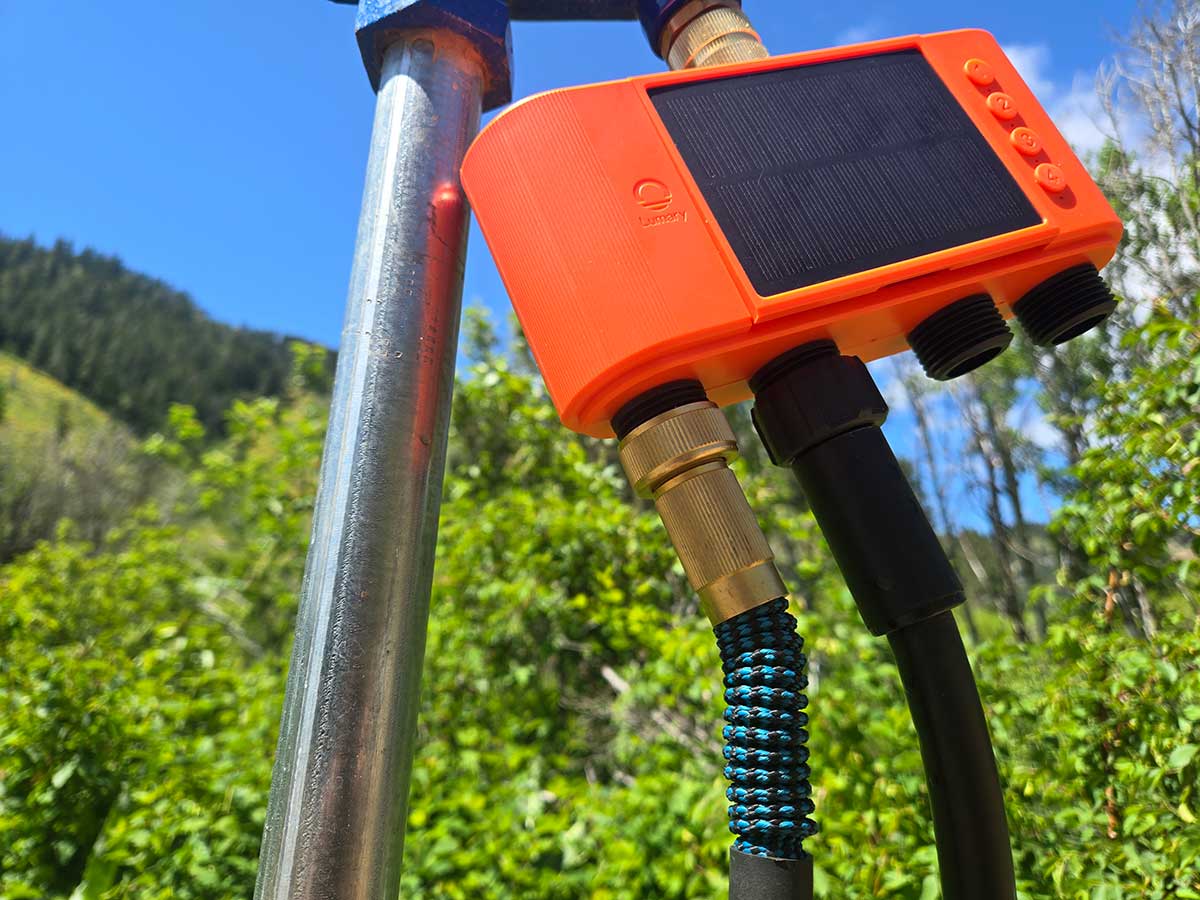 Review of the Lumary Smart WiFi Solar (4-Zone) Watering Timer - Nerd Techy