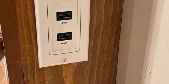 Guide to the Best HDMI Wall Plate for a Clean Look - Nerd Techy